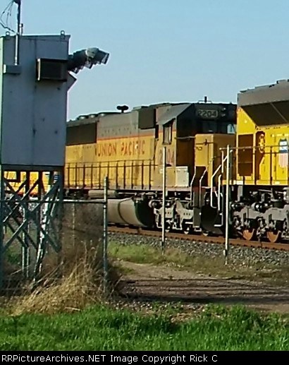 UP 2204